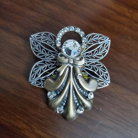 The Unbranded Brand | Jewelry | Vintage Angel Glass Stone Tack Pin ...